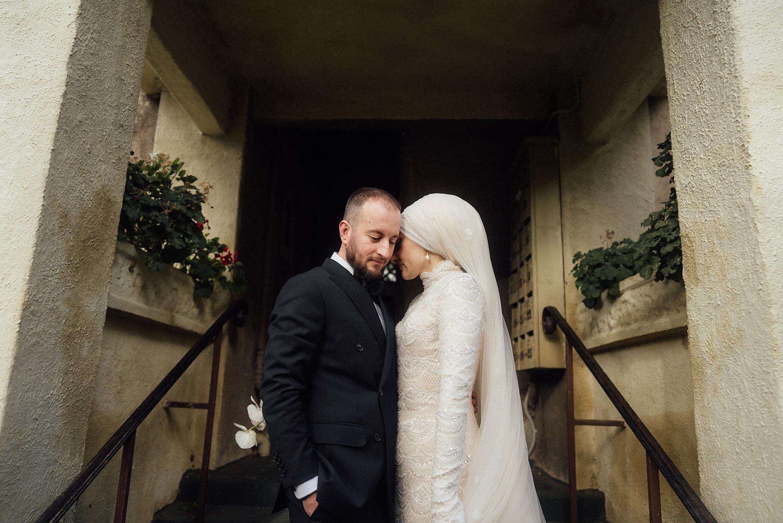 Begum & Ali | Free the Bird